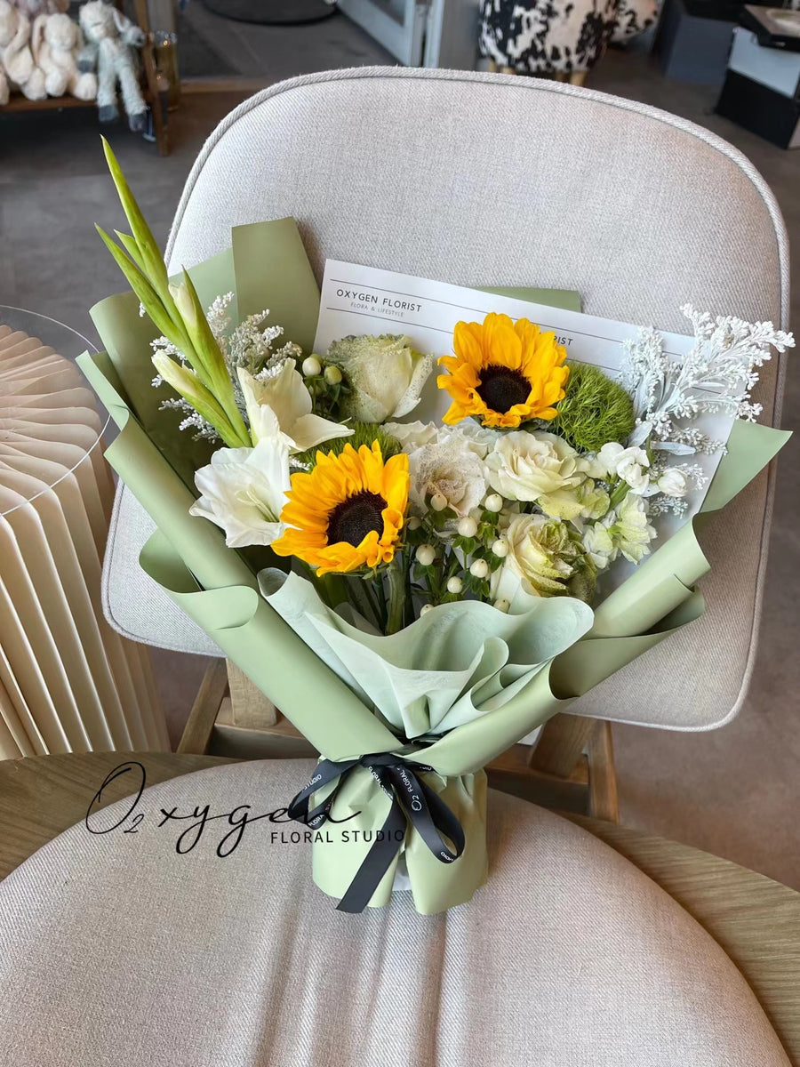 G01.SUNFLOWER GREEN – Oxygen floral studio